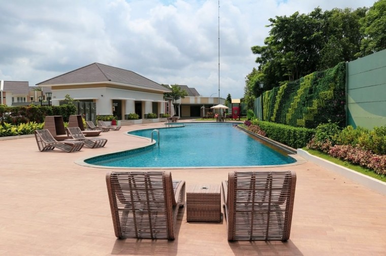 Fasilitas Club House di Perumahan
